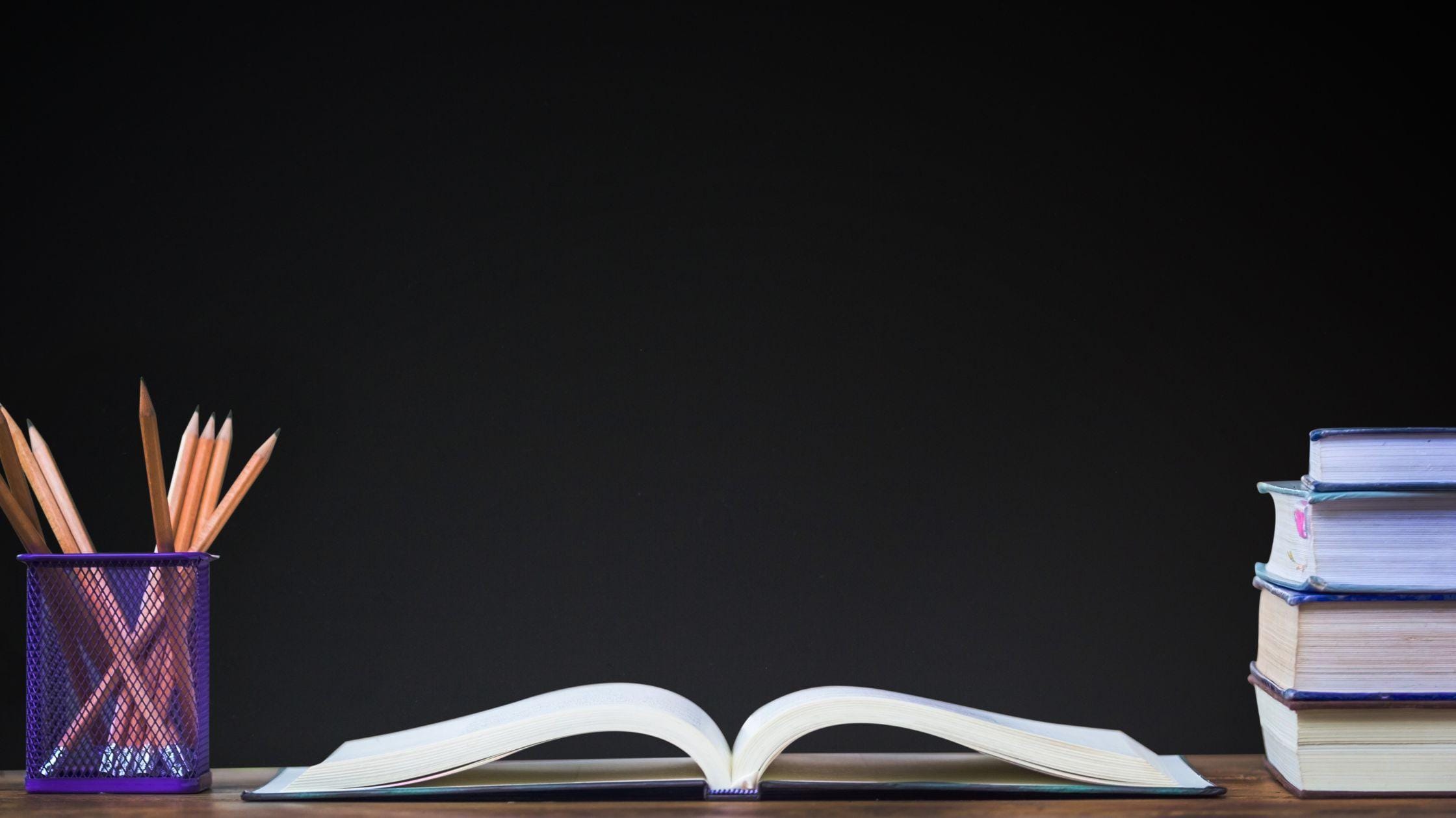 Writing a Comprehensive Eulogy: A Guide to Celebrating a Loved One’s ...